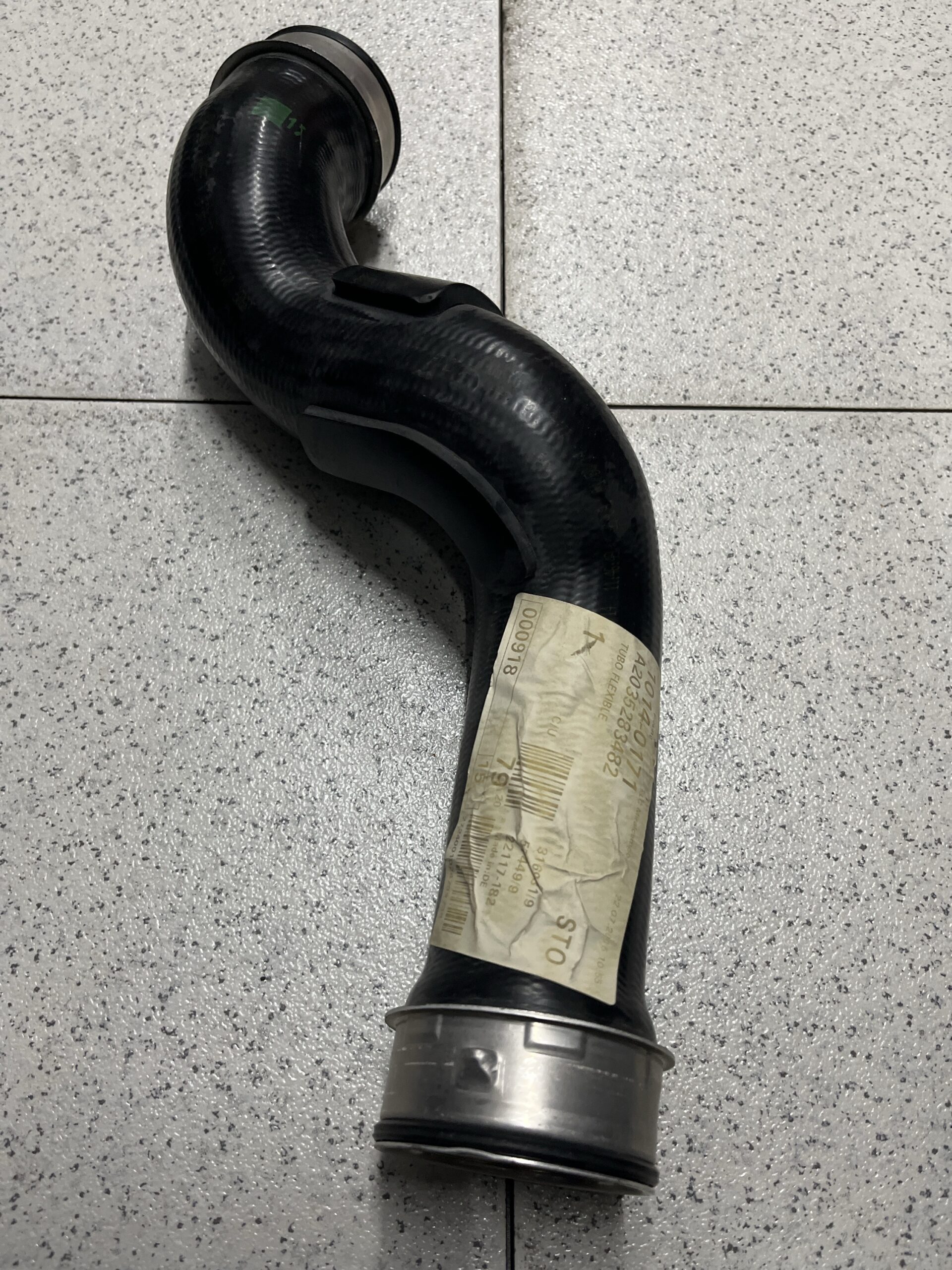 Tubo interculer Mercedes A2035283482 | Sadiauto