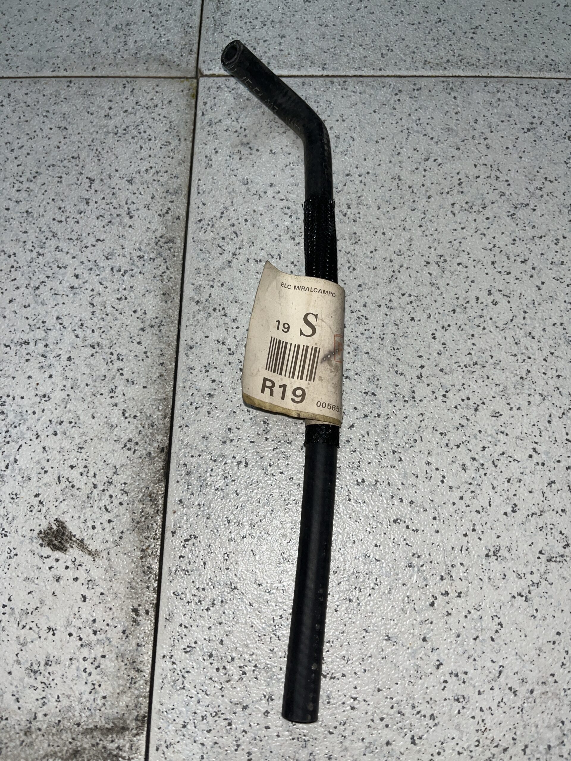 Tubo combustível Mercedes A6280780581 | Sadiauto