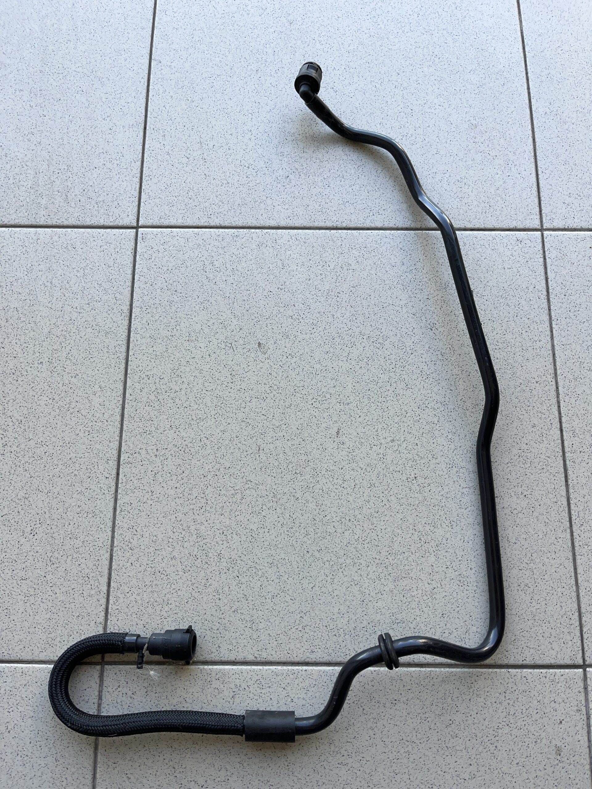 Tubo de travão Mercedes A2124304829 | Sadiauto